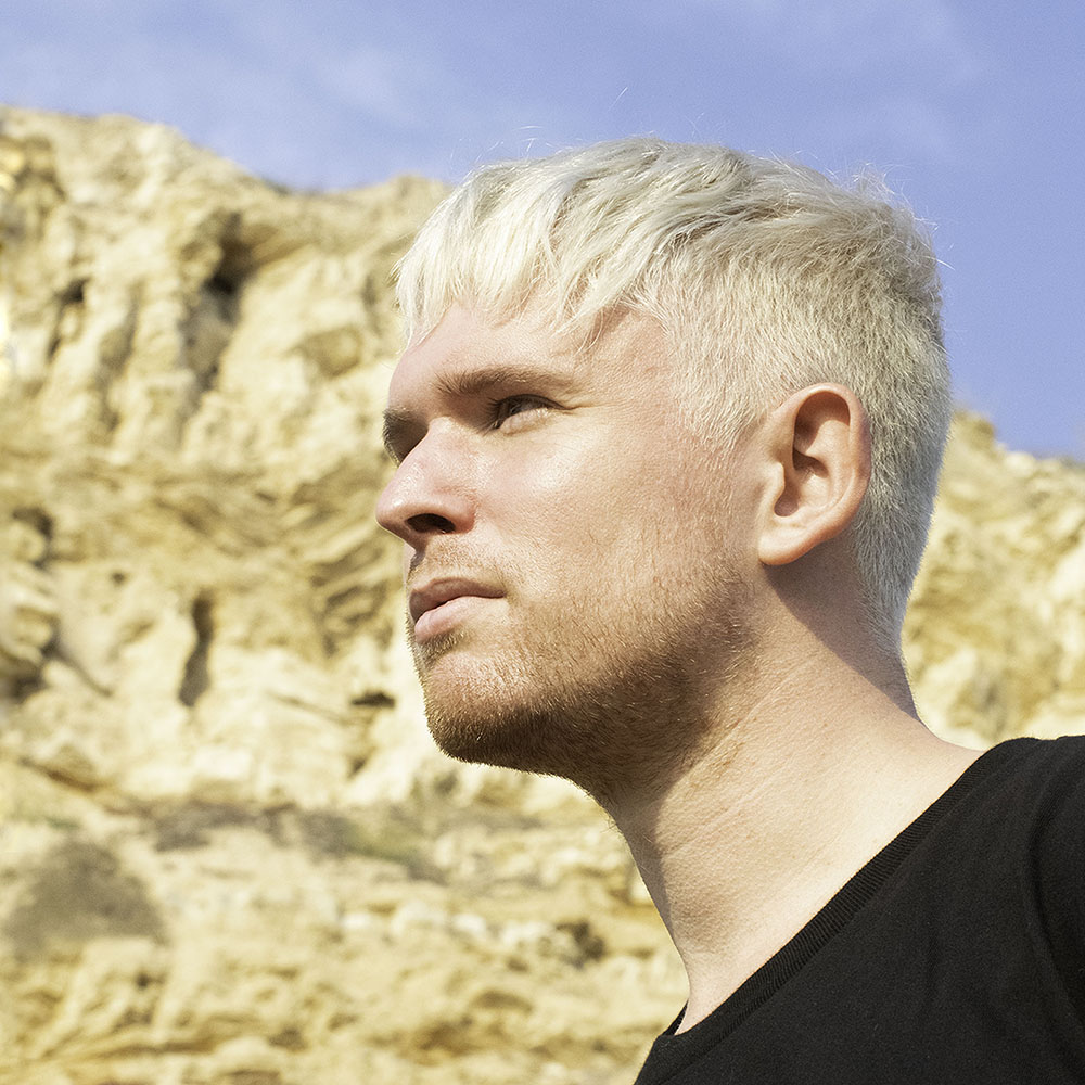 James Blake | Artist | LatinGRAMMY.com